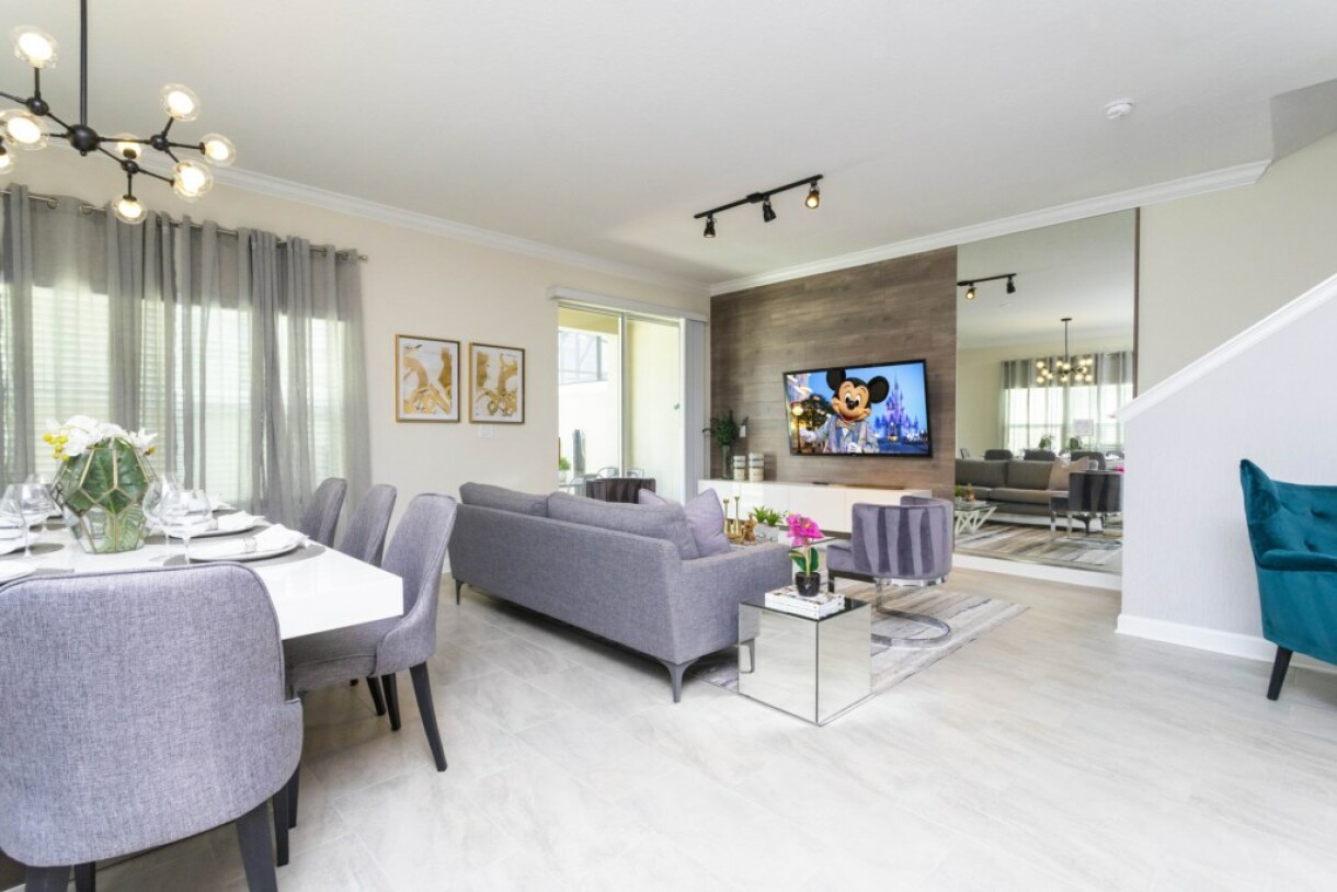 Storey Villa - 5B Bedrooms Townhome 2873 - RBR Vacation Homes